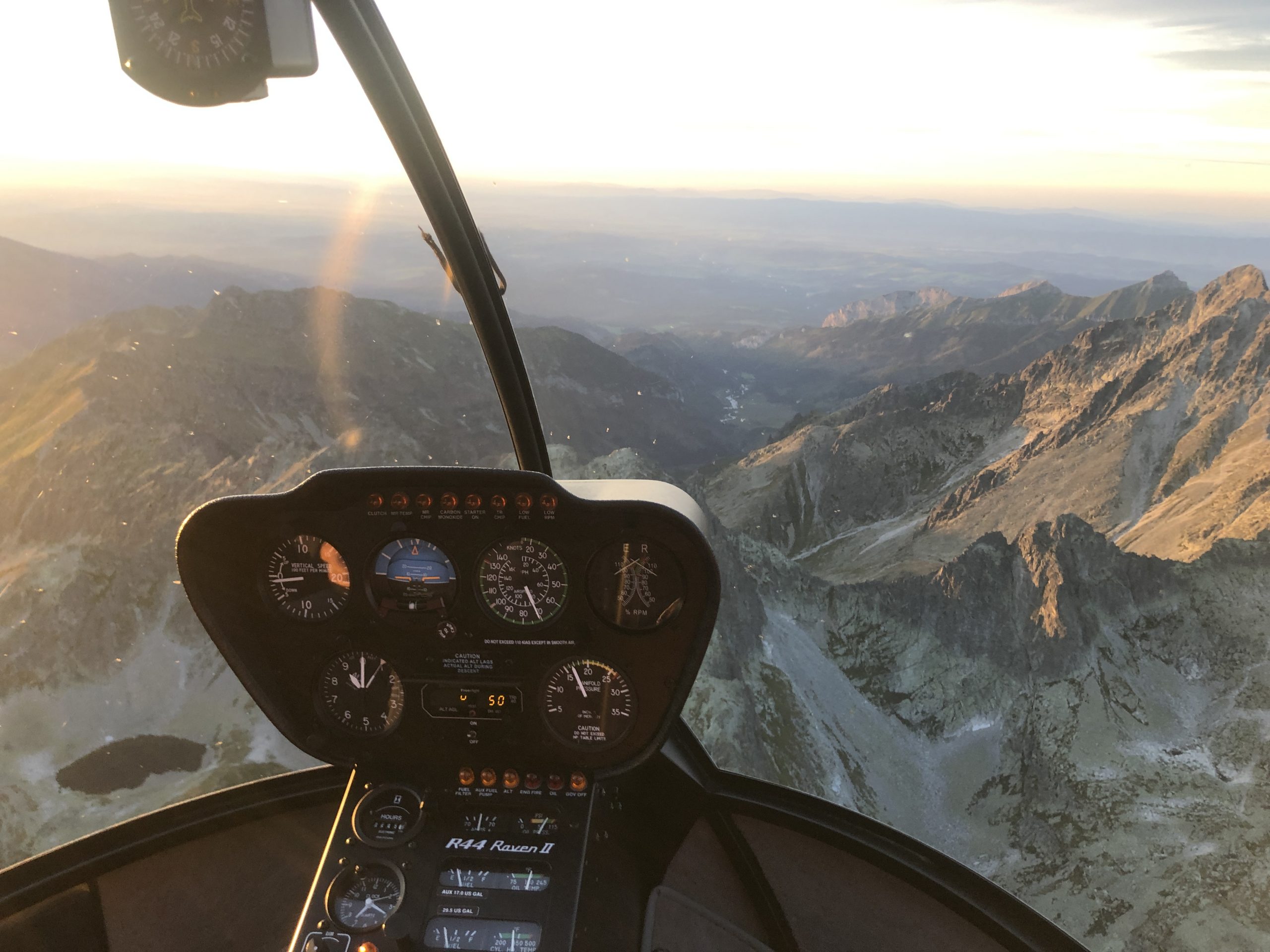 Robinson R44 II SP-GRS - Helipoland.com