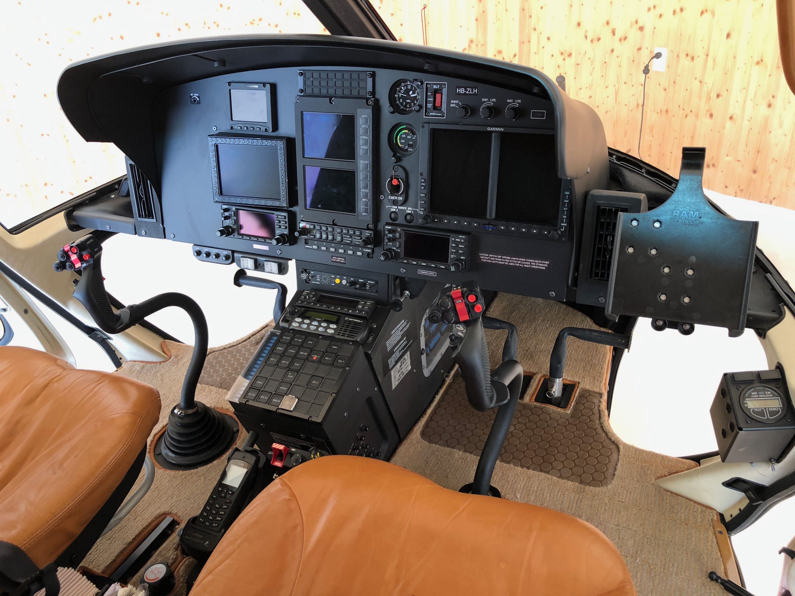 AS350 B3+ - Helipoland.com