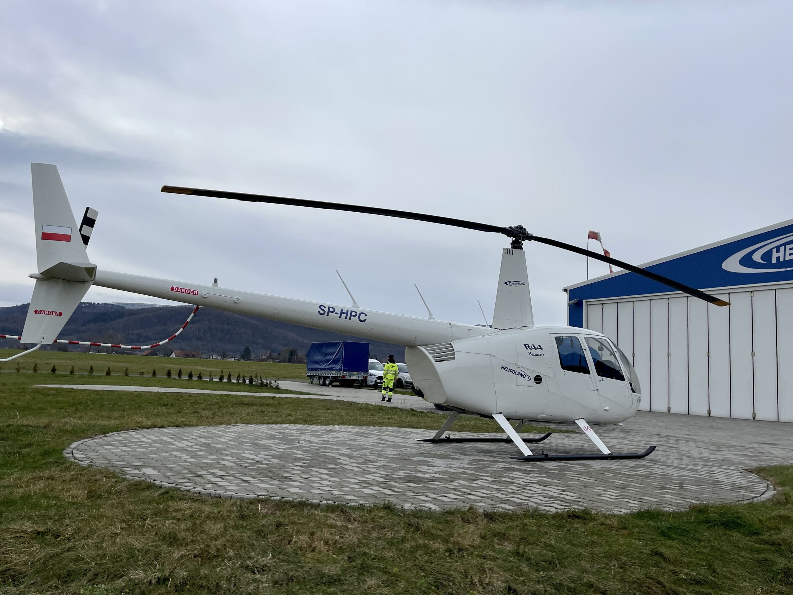 Robinson R44 I SP-HPC - Helipoland.com