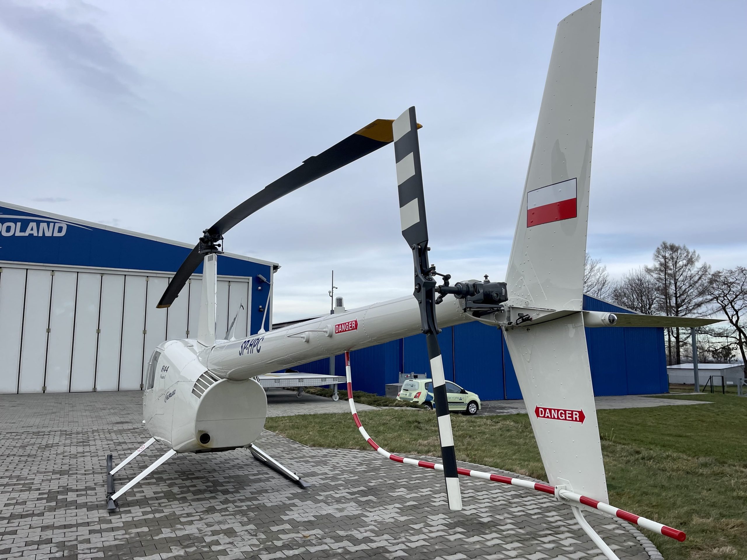 Robinson R44 I SP-HPC - Helipoland.com